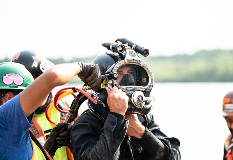 Commercial Diving Services | MN & the Midwest | Veit